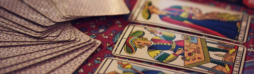 Use Tarot to Pick Your V-Day Date | Astrology Answers